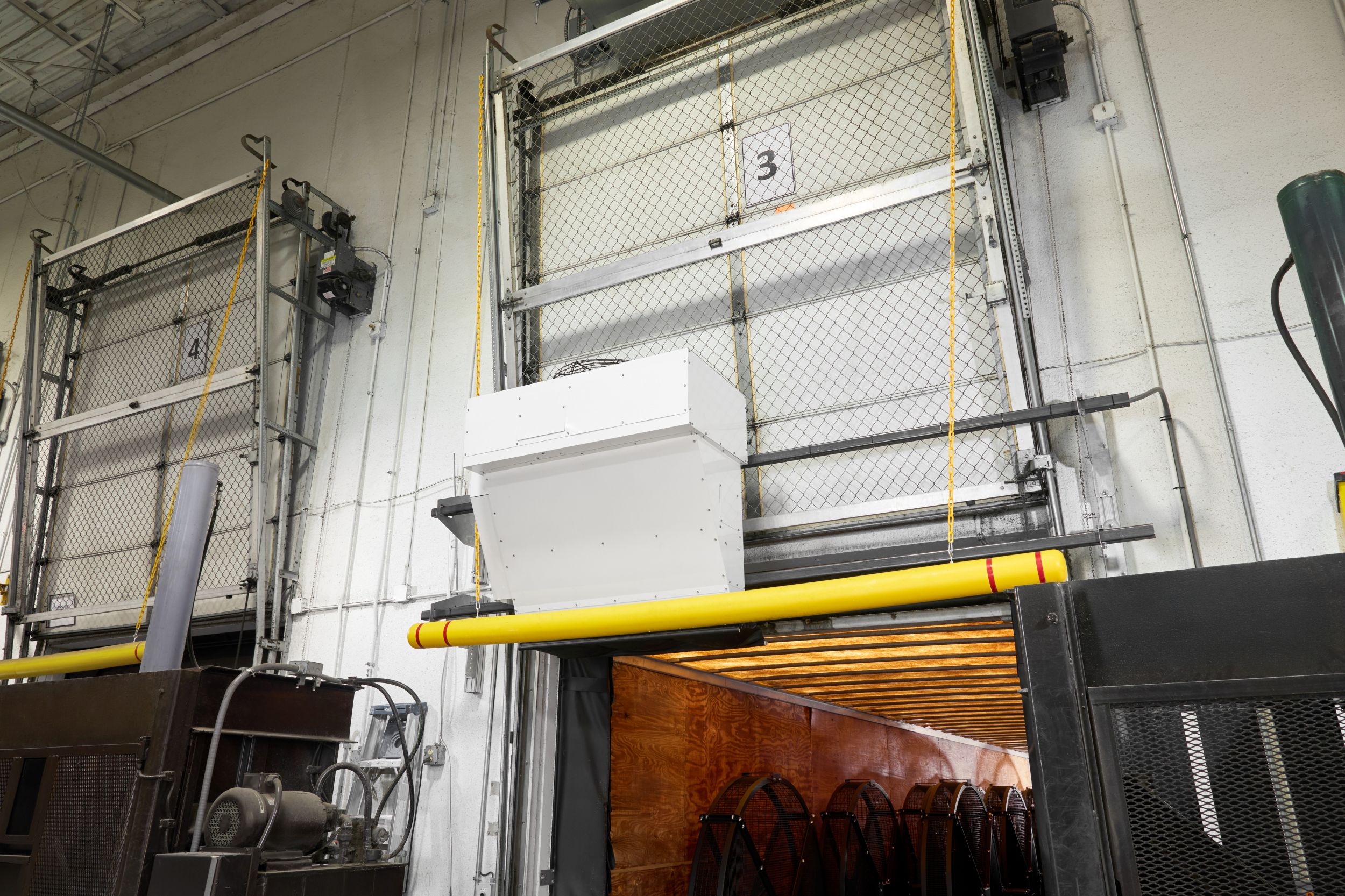 DTH Docked Trailer Heating - Roberts-Gordon Infrared Heating